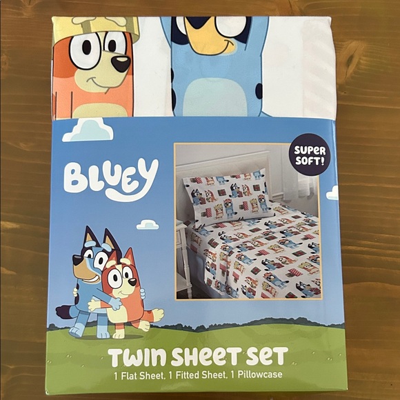 Bluey | Bedding | Bluey Twin Sheet Set | Poshmark